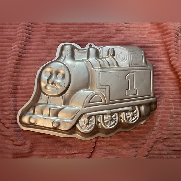 Wilton | Kitchen | Vtg 994 Wilton Thomas The Tank Engine Friends Train ...
